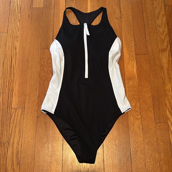 Fabletics | Swim | Nwt Fabletics High Tide Zipfront One Piece Swim Suit ...